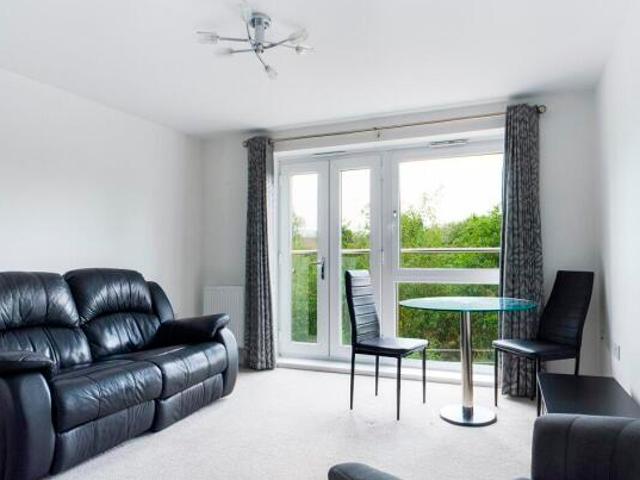 2 bedroom flat for rent in Phoebe Road, Copper Quarter, Swansea, SA1