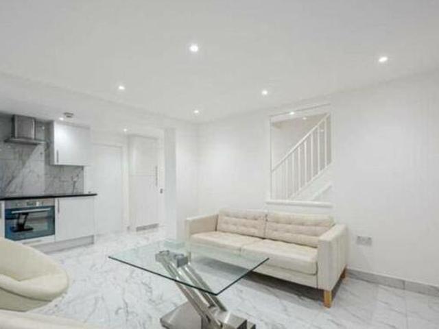 2 Bedroom Flat For Rent In Pimlico, London