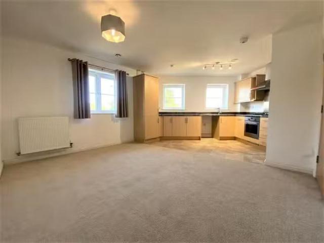 2 bedroom flat for rent in Pintail Close, Sparthorpe, DN16