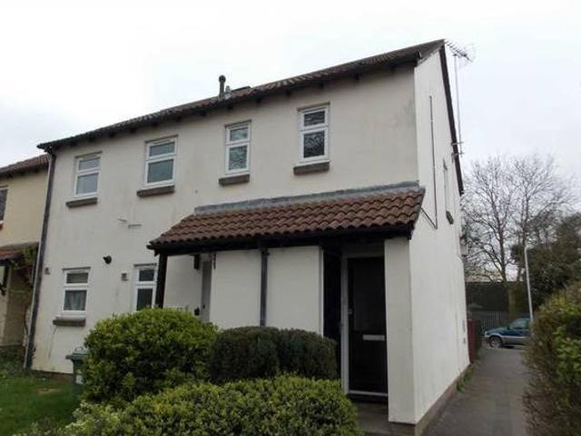 2 bedroom flat for rent in Pinmore Frome BA11
