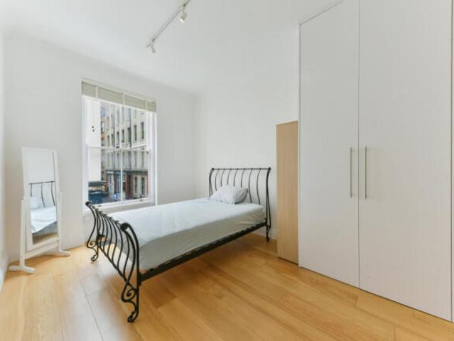 2 bedroom flat for rent in Pied Bull Court, Galen Place, WC1A