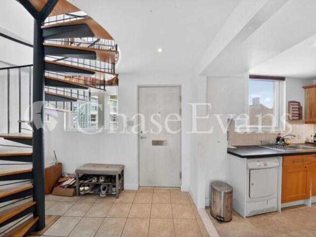 2 bedroom flat for rent in Pierhead Lock, 416 Manchester Road, Isle Of Dogs, London, E14