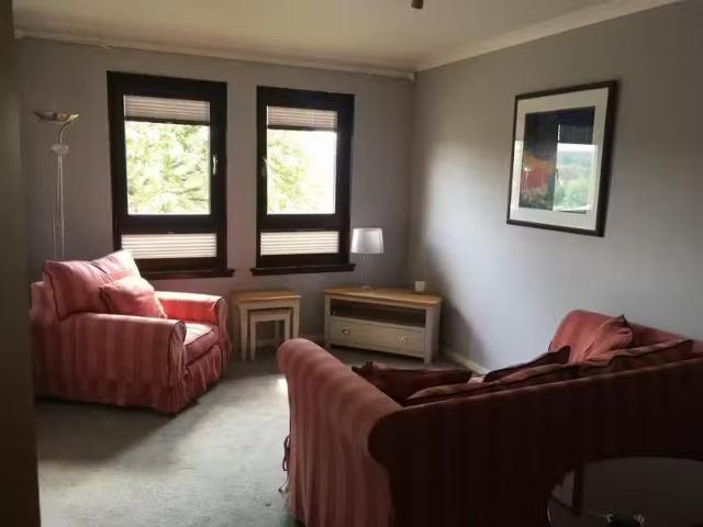 2 bedroom flat for rent in Pitmedden Crescent, Aberdeen, AB10