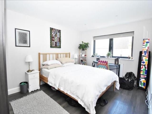 2 bedroom flat for rent in Pomeroy Street New Cross SE14