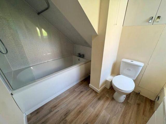 2 bedroom flat for rent in Poole Road, Branksome P02402, BH12