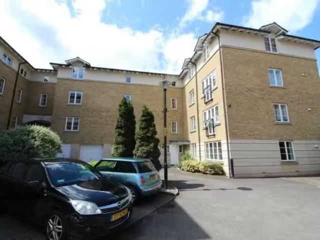 2 bedroom flat for rent in Pooles Wharf Court, Rownham Mead, B.