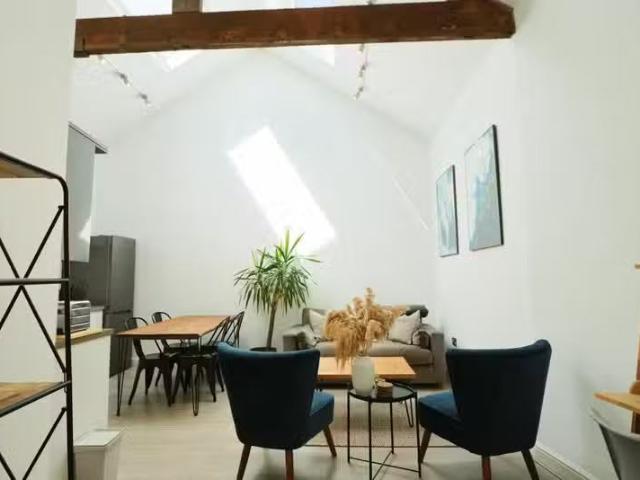 2 bedroom flat for rent in Poets Mews, North Street, Bedminste.