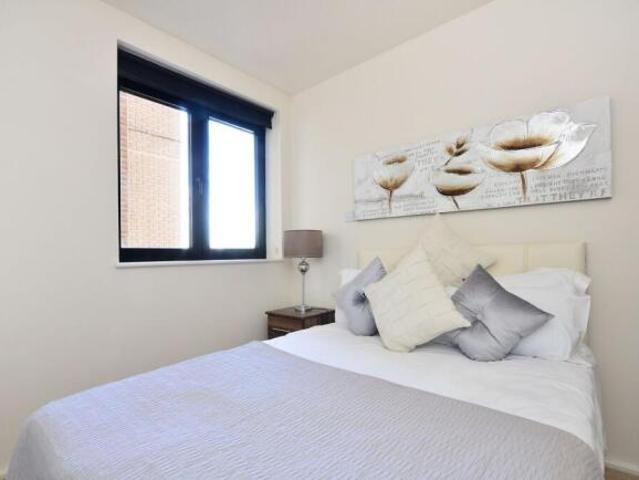 2 bedroom flat for rent in Point West, South Kensington, London, SW7