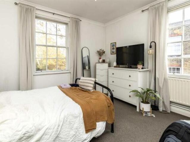 2 bedroom flat for rent in Point Close, Greenwich, SE10