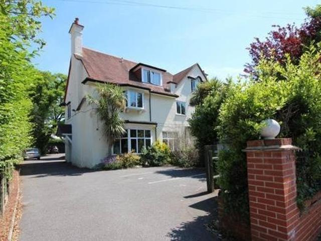 2 bedroom flat for rent in Portchester Road Bournemouth BH8