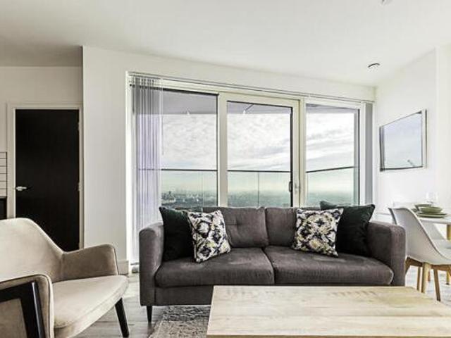 2 Bedroom Flat For Rent In Portal Way, London
