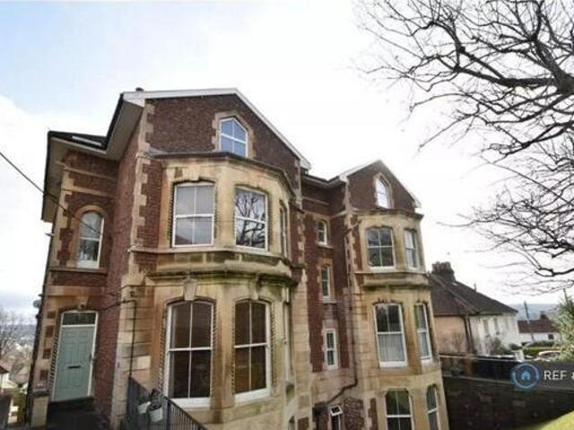 2 Bedroom Flat For Rent In Portishead, Bristol