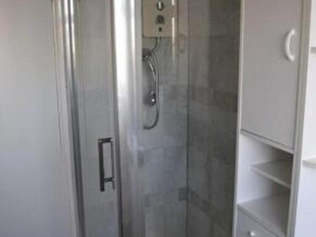 2 bedroom flat for rent in Portland Court, Sutton, SM1