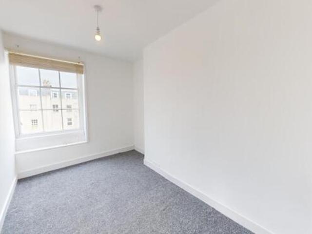 2 bedroom flat for rent in Portland Place, Kemptown, Brighton, BN2