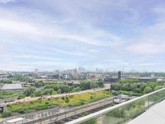 2 bedroom flat for rent in Portlands Place, East Village, Stratford, London, E20