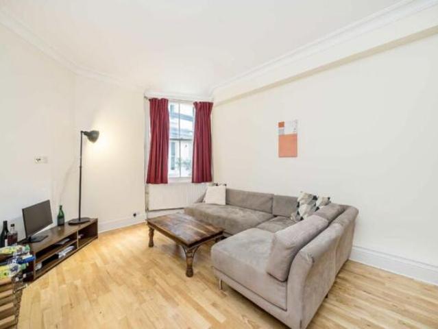 2 bedroom flat for rent in Portman Mansions, Marylebone, W1U