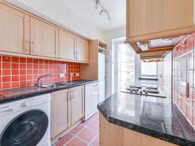 2 bedroom flat for rent in Portsea Place, Hyde Park Estate, London, W2