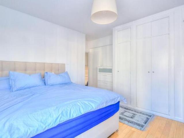 2 bedroom flat for rent in Portsea Place, Portsea Hall Portsea Place, W2