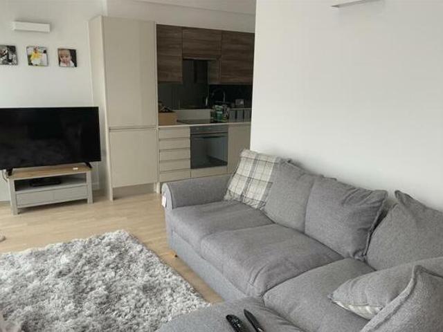 2 Bedroom Flat For Rent In Portslade