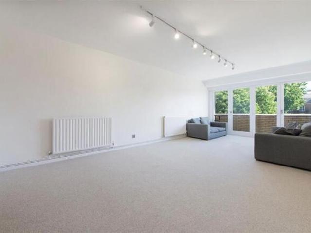 2 bedroom flat for rent in, Porchester Square, W2