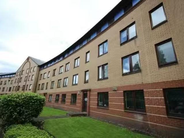 2 bedroom flat for rent in Plantation Park Gardens, Glasgow, G51