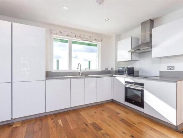 2 bedroom flat for rent in Plender Street, Camden, NW1