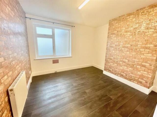2 bedroom flat for rent in Plymstock, Plymouth, PL9
