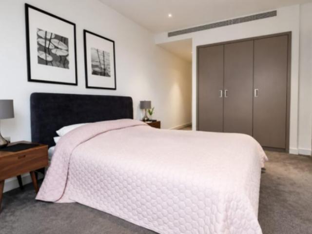 2 bedroom flat for rent in Providence Wharf, Charrington Tower, E14