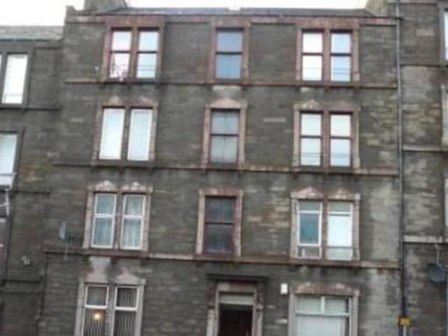 2 bedroom flat for rent in Provost Road Dundee DD3