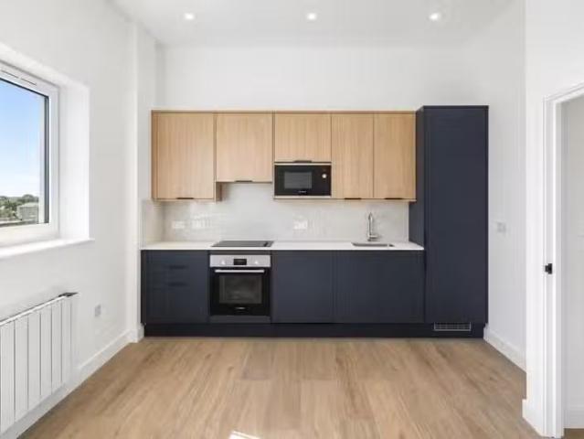 2 bedroom flat for rent in Progressive Close, Sidcup, DA14 5HP.