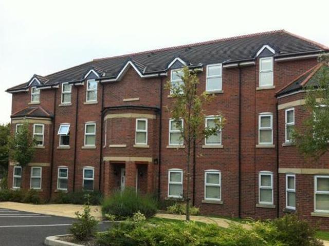 2 Bedroom Flat For Rent In Prenton, Wirral