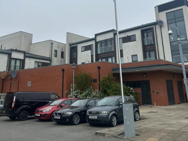 2 bedroom flat for rent in Prescot Court, Prescot Road, Liverpool, Merseyside, L70LY, L7