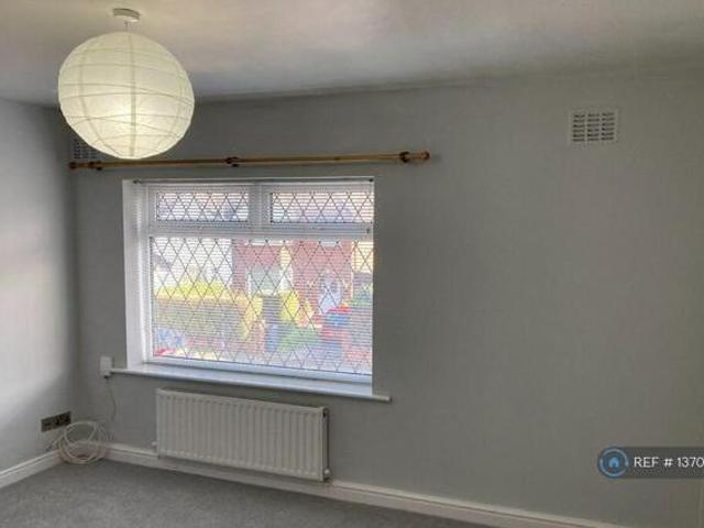 2 Bedroom Flat For Rent In Prestwich