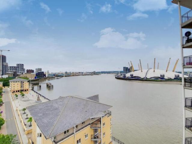 2 bedroom flat for rent in Prime Meridian Walk, London, E14 2DA, E14