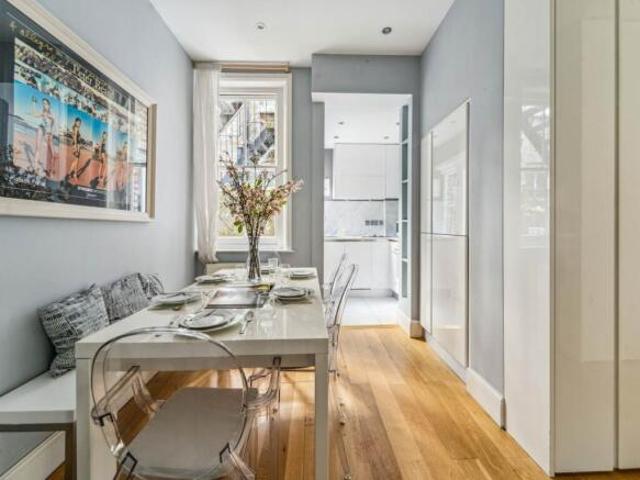 2 bedroom flat for rent in Prince of Wales Drive, London, SW11