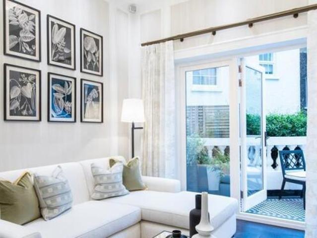 2 bedroom flat for rent in Prince Of Wales Terrace, Kensington, W8