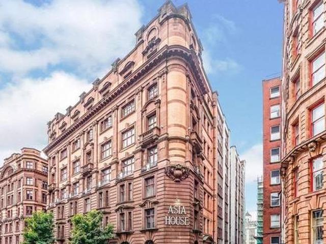 2 bedroom flat for rent in Princess Street Manchester M1