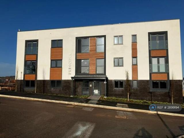 2 bedroom flat for rent in Principia, Exeter, EX1