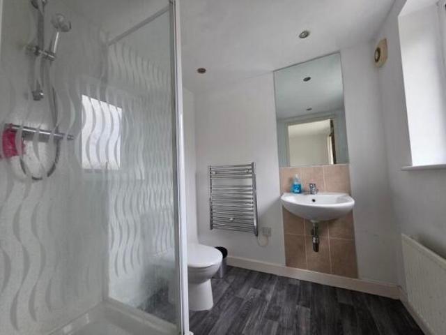 2 bedroom flat for rent in Priory Court, Pershore Road, B5