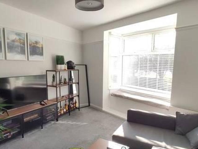 2 bedroom flat for rent in Priory Crescent Southsea PO4 8RN PO4