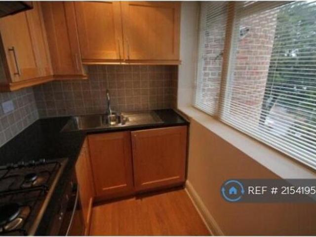2 bedroom flat for rent in Putney, London, SW15