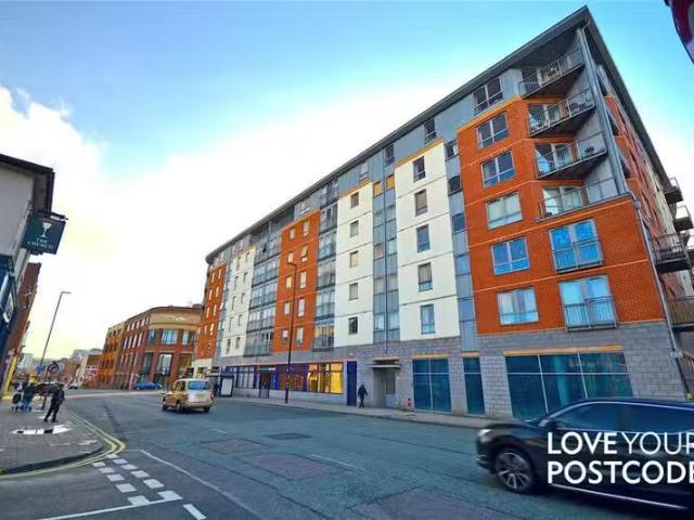 2 bedroom flat for rent in Quartz, 10 Hall Street, Birmingham.