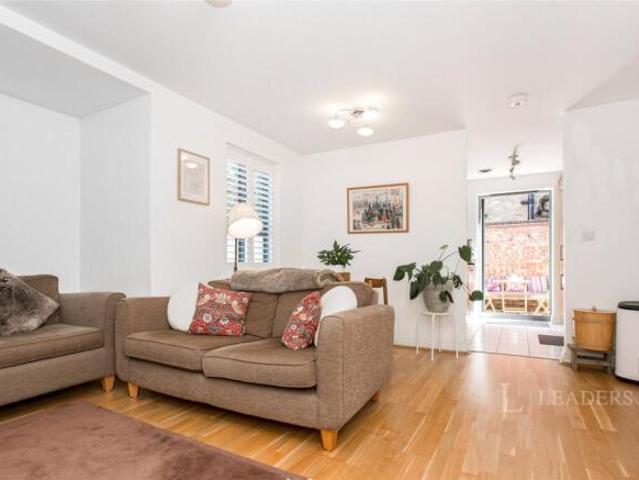 2 bedroom flat for rent in Queen Ediths Way, Cambridge, Cambridgeshire, CB1