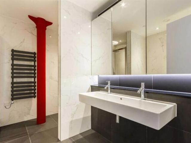 2 bedroom flat for rent in Queen Elizabeth Street, Shad Thames, SE1