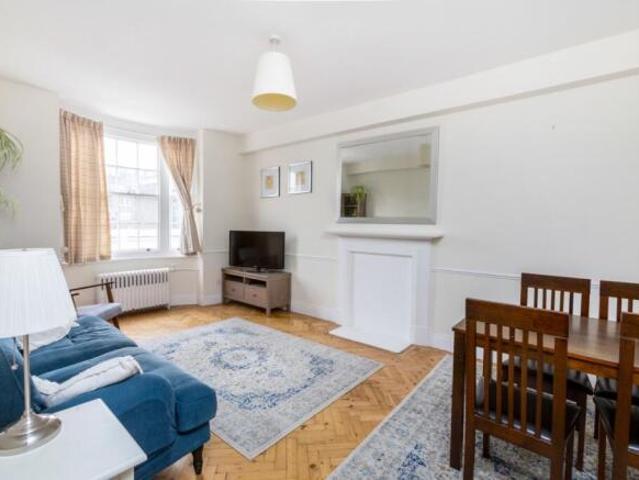 2 bedroom flat for rent in Queensway, Bayswater, London, W2