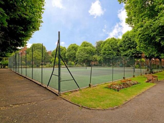 2 bedroom flat for rent in Queen's Club Gardens, West Kensington, W14