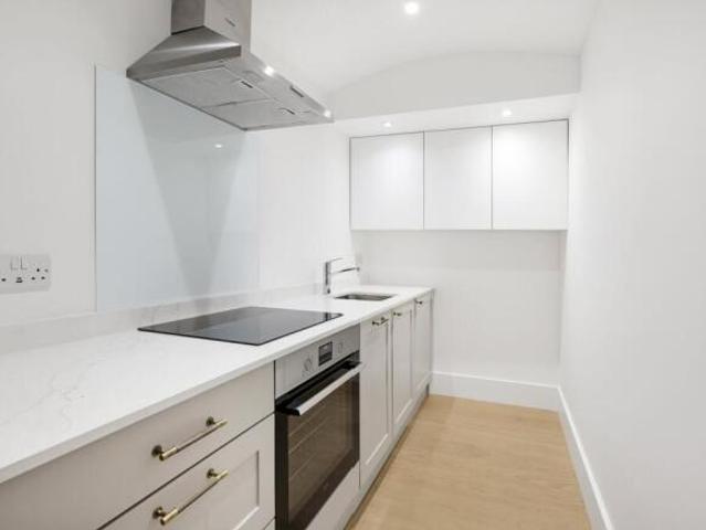 2 bedroom flat for rent in Queens Gate Gardens, South Kensington, SW7