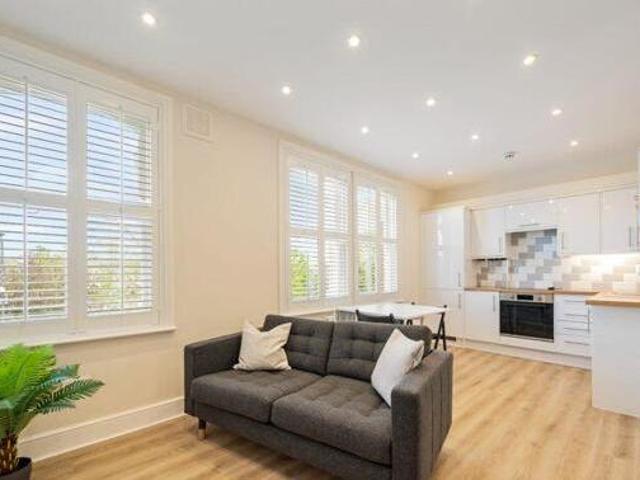 2 Bedroom Flat For Rent In Queens Park