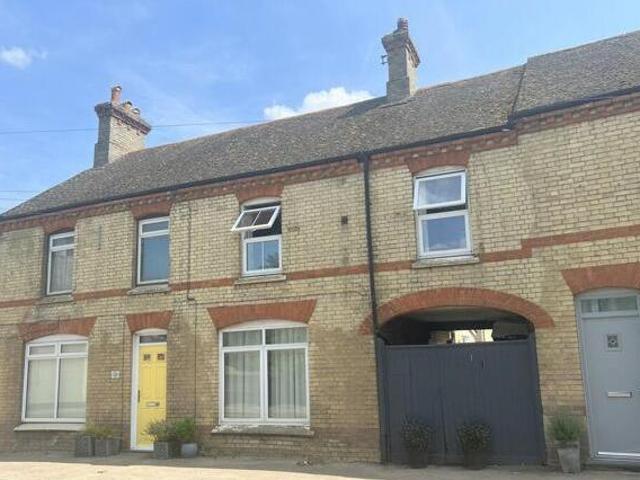 2 Bedroom Flat For Rent In Ramsey, Huntingdon