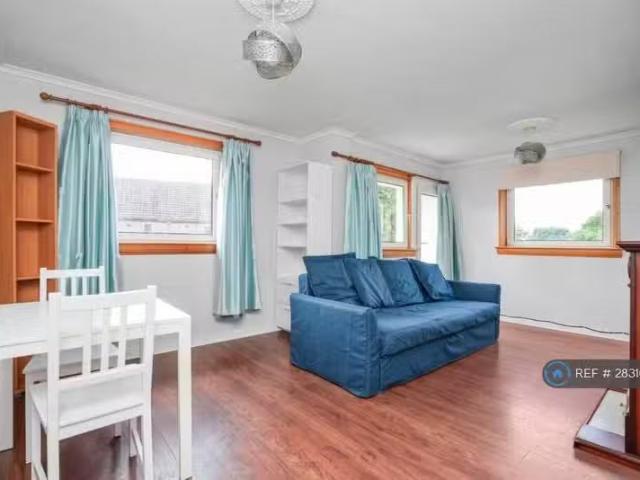 2 bedroom flat for rent in Rannoch Grove, Edinburgh, EH4